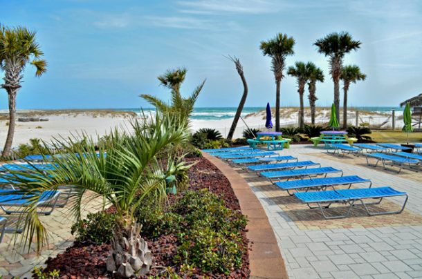 10 BEST Southeastern Beaches in the USA - Luggage and Lipstick