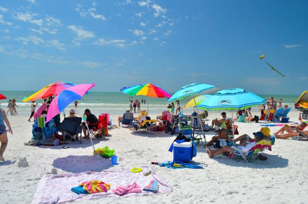 10 BEST Southeastern Beaches in the USA - Luggage and Lipstick