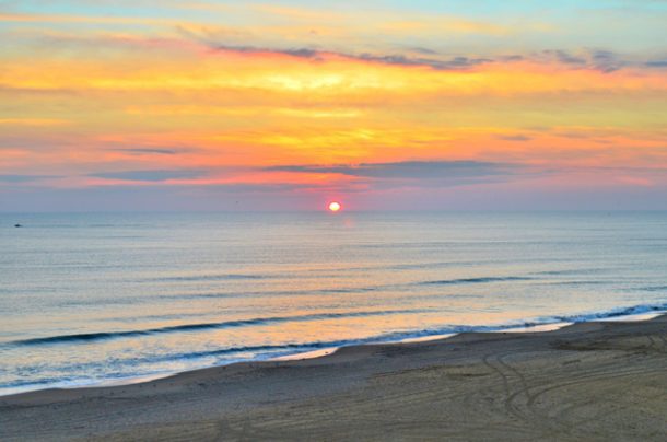 10 BEST Southeastern Beaches in the USA - Luggage and Lipstick